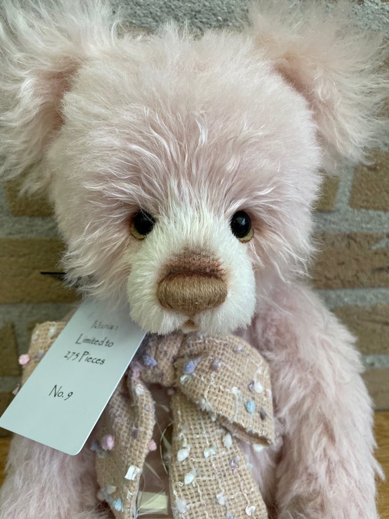 Nieuw 2022 Charlie Bears