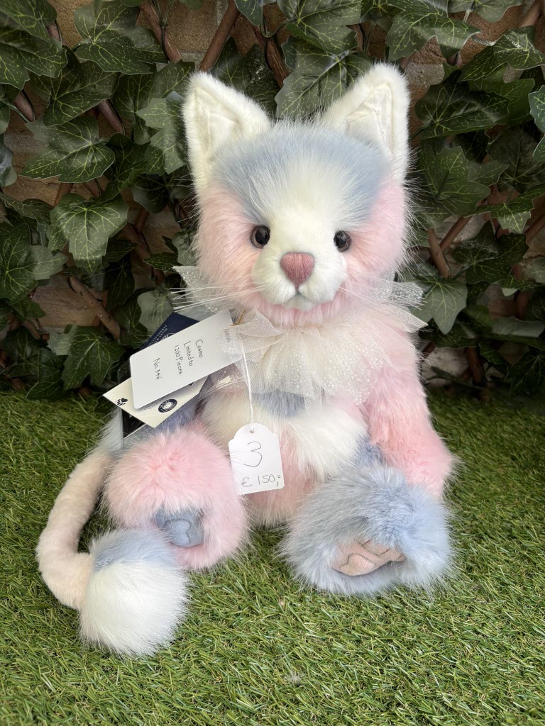 Nieuw 2025 Charlie Bears